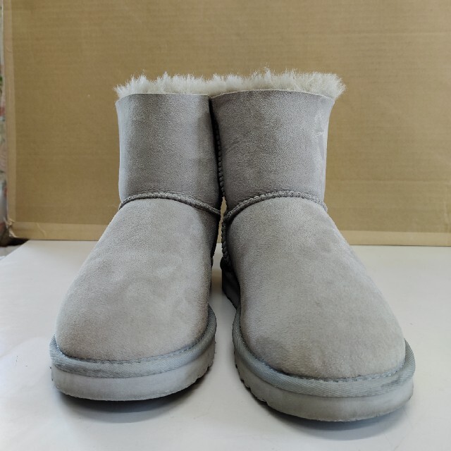 UGG - 【UGG】ムートンブーツ( ピンクリボン限定品)の通販 by UGG - 【UGG】ムートンブーツ( ピンクリボン限定品)の通販 by