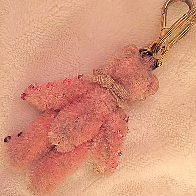 PRADA - PRADA くま キーホルダー チャーム クマ プラダの通販 PRADA - PRADA くま キーホルダー チャーム クマ プラダの通販