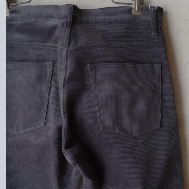 21AW/新品】comoli コーデュロイ 5P パンツ サイズ 2 21AW/新品】comoli コーデュロイ 5P パンツ サイズ 2