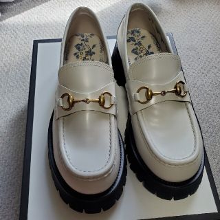 GUCCI(ドレス/ビジネス)のフリマアイテム一覧 GUCCI(ドレス/ビジネス)のフリマアイテム一覧