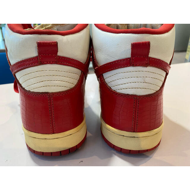 NIKE - 2003 NIKE DUNK HIGH PRO SB SUPREME 28.5の通販 by 美咲 NIKE - 2003 NIKE DUNK HIGH PRO SB SUPREME 28.5の通販 by 美咲