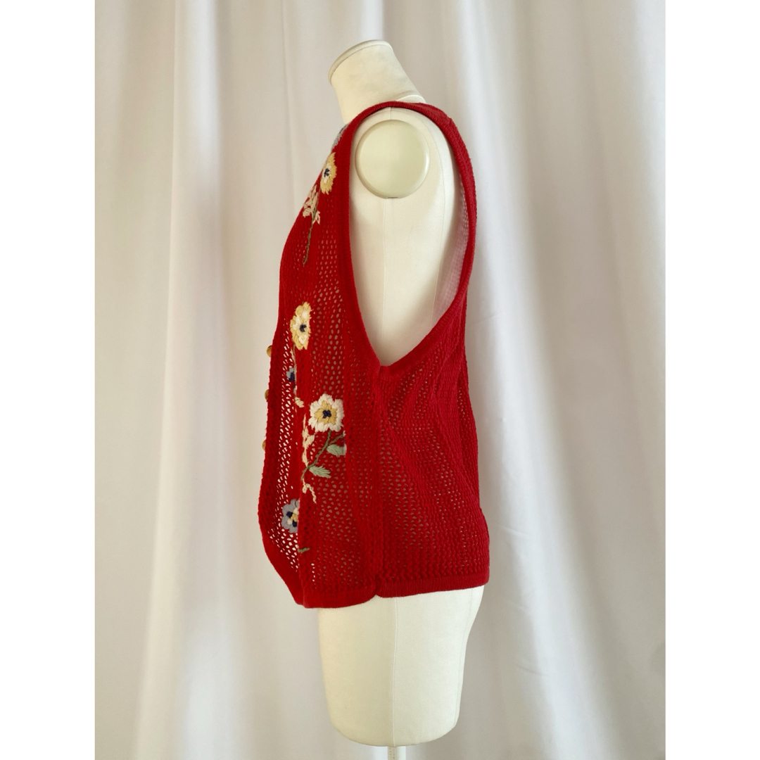 古着 ビンテージ 70s 鍵編み メッシュ ニット ベスト 花柄 模様 古着 ビンテージ 70s 鍵編み メッシュ ニット ベスト 花柄 模様