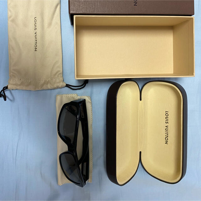 LOUIS VUITTON - ルイヴィトン サングラス 極美品の通販 by LOUIS VUITTON - ルイヴィトン サングラス 極美品の通販 by