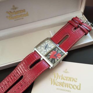 Vivienne Westwood(腕時計)のフリマアイテム一覧 Vivienne Westwood(腕時計)のフリマアイテム一覧