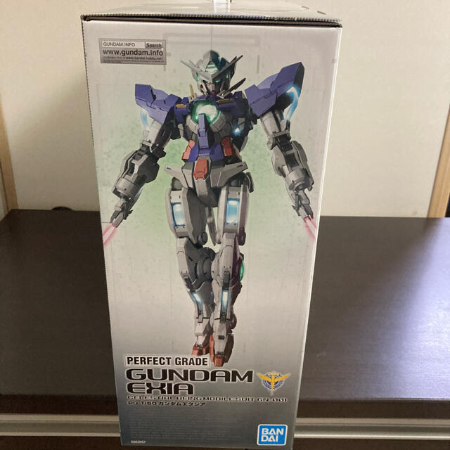 新品・未開封】PG ガンダムエクシア 新品・未開封】PG ガンダムエクシア