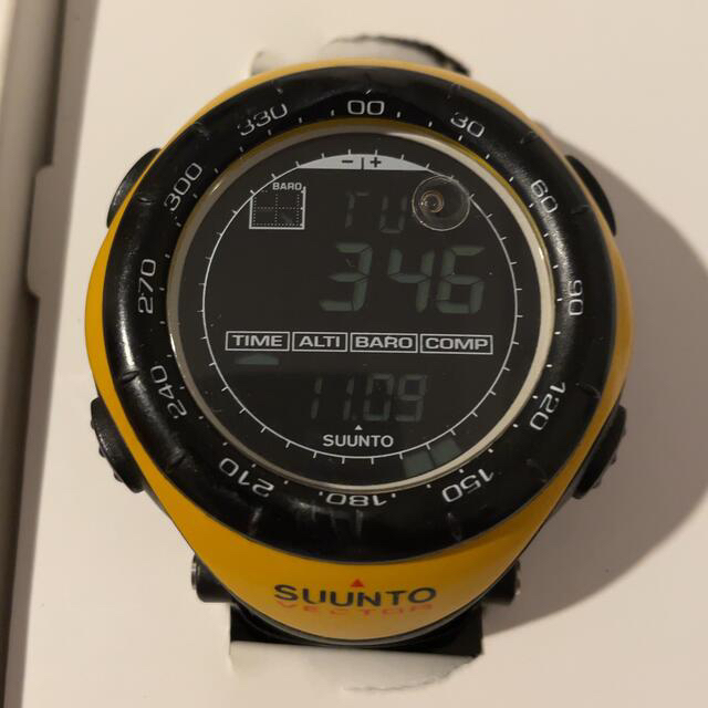 スント SUUNTO ベクター 人気のイエロー スント SUUNTO ベクター 人気のイエロー