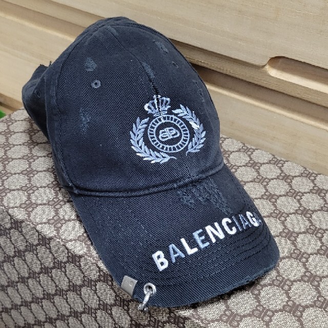 BALENCIAGA - 国内正規BALENCIAGA 最新キャップ 新品同様の通販 BALENCIAGA - 国内正規BALENCIAGA 最新キャップ 新品同様の通販