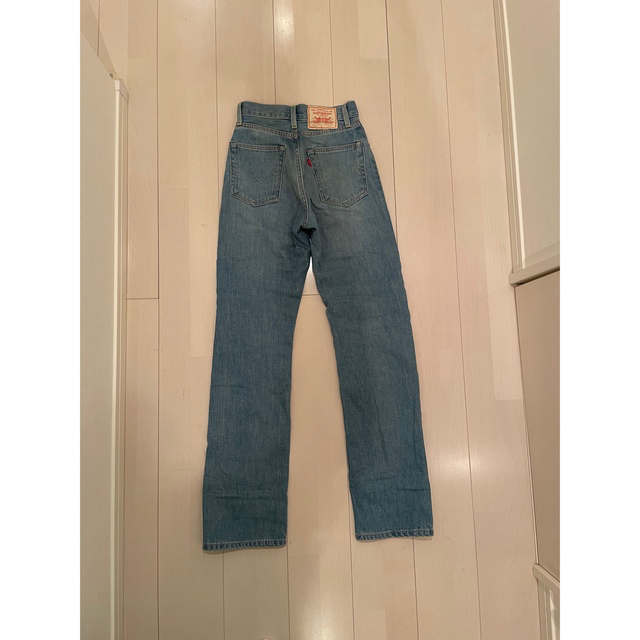 Levi's - リーバイス 701 百々千春の通販 by しお's shop 送料込 Levi's - リーバイス 701 百々千春の通販 by しお's shop 送料込