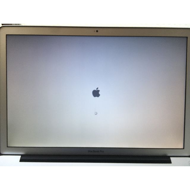 MacBook Pro (15-inch, Mid 2010) MacBook Pro (15-inch, Mid 2010)
