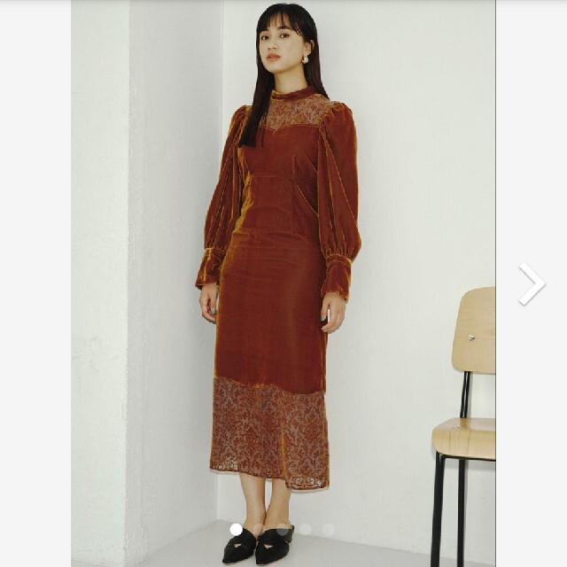 Lily Brown - 新品タグ付ベルベットオパールワンピース 黄色 Lily Brown - 新品タグ付ベルベットオパールワンピース 黄色