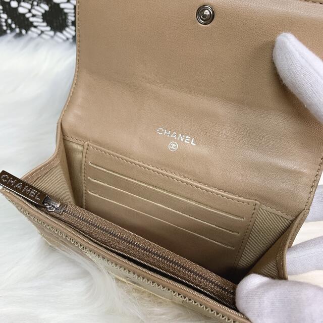 CHANEL - 専用*CHANEL シャネル アイコンパッチワーク 二つ折り CHANEL - 専用*CHANEL シャネル アイコンパッチワーク 二つ折り