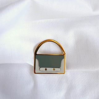 MARNI(ブローチ/コサージュ)のフリマアイテム一覧 MARNI(ブローチ/コサージュ)のフリマアイテム一覧