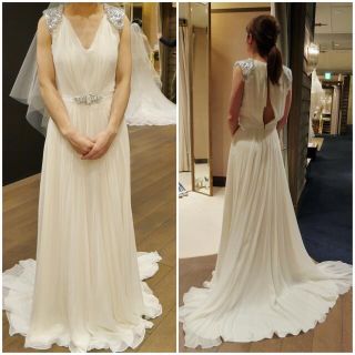 jennypackham ジェニーパッカム ivy uk4値下げの通販 by かおる jennypackham ジェニーパッカム ivy uk4値下げの通販 by かおる