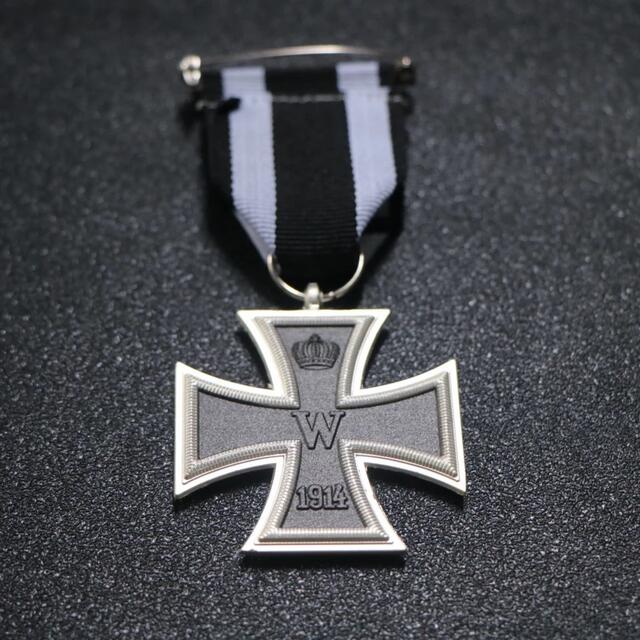ドイツ軍 二級鉄十字勲章の通販 by どんどんくじら's shop|ラクマ ドイツ軍 二級鉄十字勲章の通販 by どんどんくじら's shop|ラクマ
