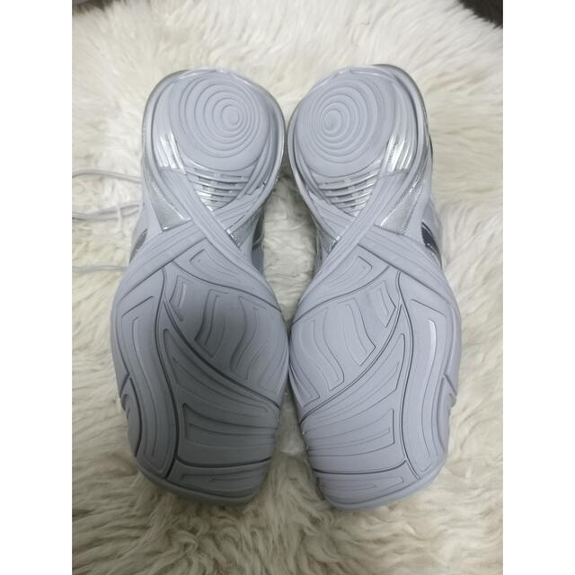 BALENCIAGA - balenciaga 20ss tyrex 39 シルバーの通販 by BALENCIAGA - balenciaga 20ss tyrex 39 シルバーの通販 by