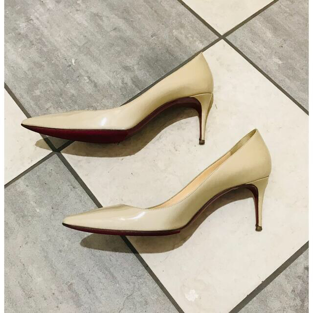 Christian Louboutin Decollete ライトベージュ 37 Christian Louboutin Decollete ライトベージュ 37