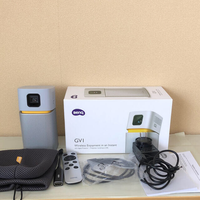 BenQ GV1 デジタルプロジェクター におう BenQ GV1 デジタルプロジェクター におう