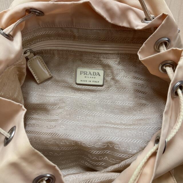 PRADA - PRADA プラダ ベージュ、オフホワイト系 リュックの通販 PRADA - PRADA プラダ ベージュ、オフホワイト系 リュックの通販