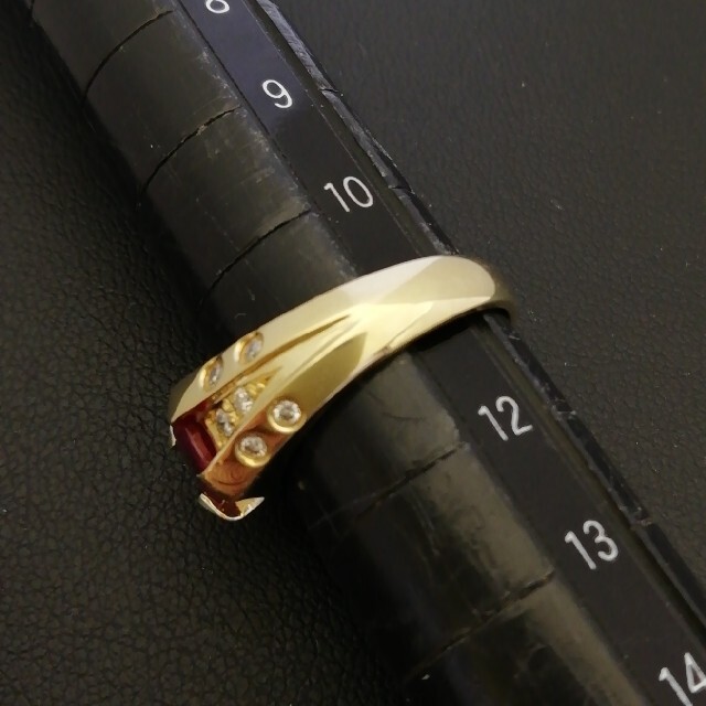 K18YG✨指を綺麗に✨見せてくれる金のルビー✨ダイヤ✨リング K18YG✨指を綺麗に✨見せてくれる金のルビー✨ダイヤ✨リング