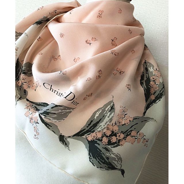 DIOR シルクカシミア素材 “ミス ディオール” 大判スカーフ 小物 DIOR シルクカシミア素材 “ミス ディオール” 大判スカーフ 小物