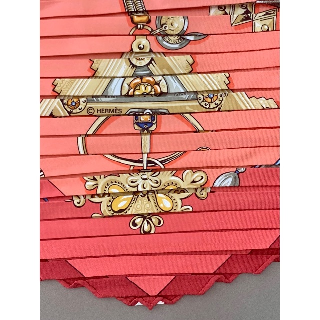 エルメス プリーツ カレ ヴィンテージ エルメス プリーツ カレ ヴィンテージ