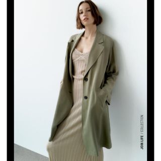 ZARA(チェスターコート ・ グリーン・カーキ/緑色系)のフリマ ZARA(チェスターコート ・ グリーン・カーキ/緑色系)のフリマ