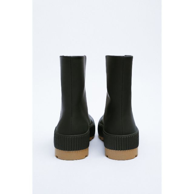 ZARA - 新品ZARAフロントZIPラバーブーツ40 26cmUK7の通販 ZARA - 新品ZARAフロントZIPラバーブーツ40 26cmUK7の通販