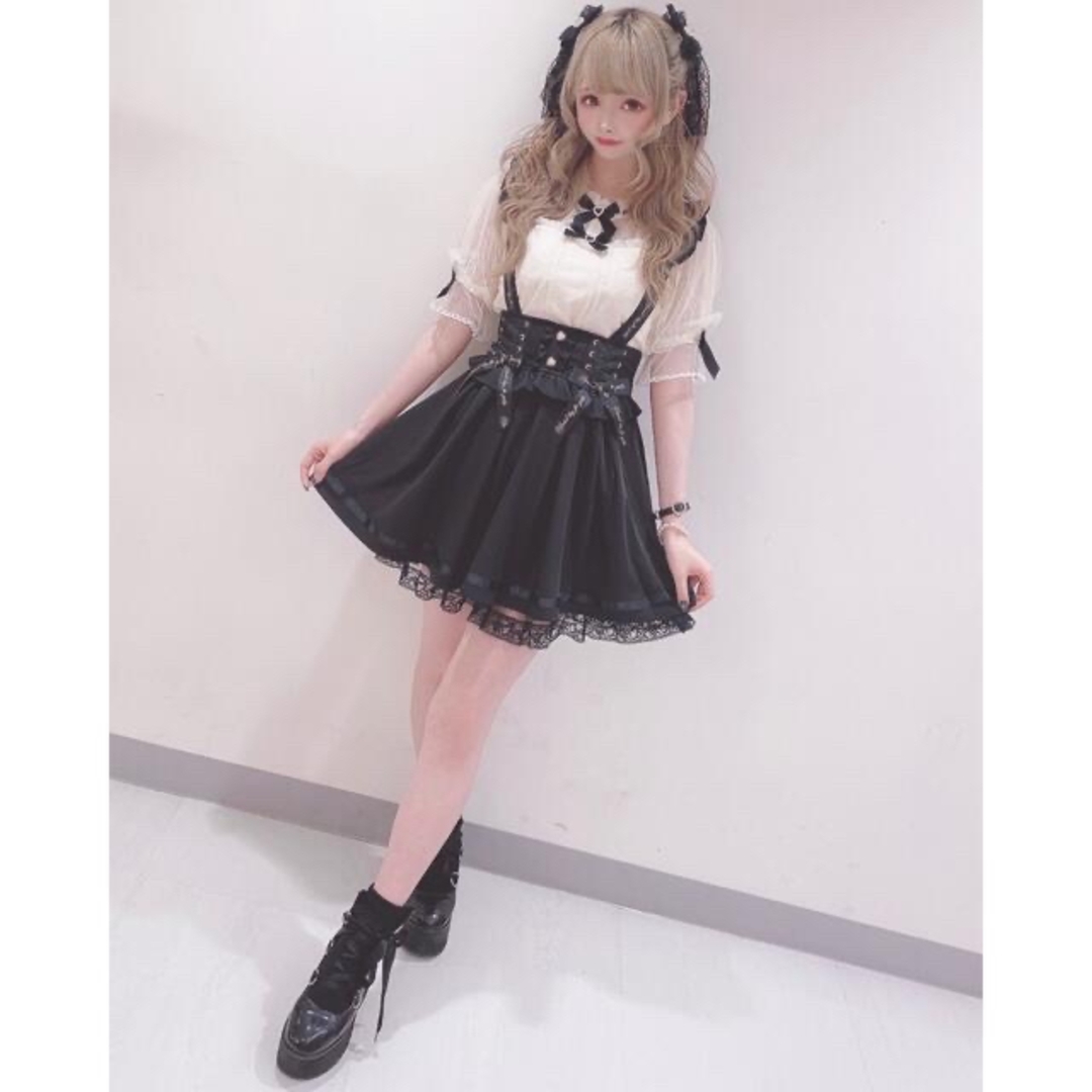 LIZ LISA - リズリサ ボリュームスリーブレーストップスの通販 LIZ LISA - リズリサ ボリュームスリーブレーストップスの通販