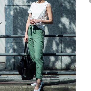 TODAYFUL(カジュアルパンツ ・ グリーン・カーキ/緑色系)の TODAYFUL(カジュアルパンツ ・ グリーン・カーキ/緑色系)の