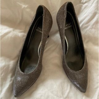Stuart Weitzman(ハイヒール/パンプス)のフリマアイテム一覧 Stuart Weitzman(ハイヒール/パンプス)のフリマアイテム一覧