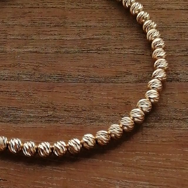4mm】K18グリッタービーズ ブレスレット/18金の通販 by たそまる 4mm】K18グリッタービーズ ブレスレット/18金の通販 by たそまる