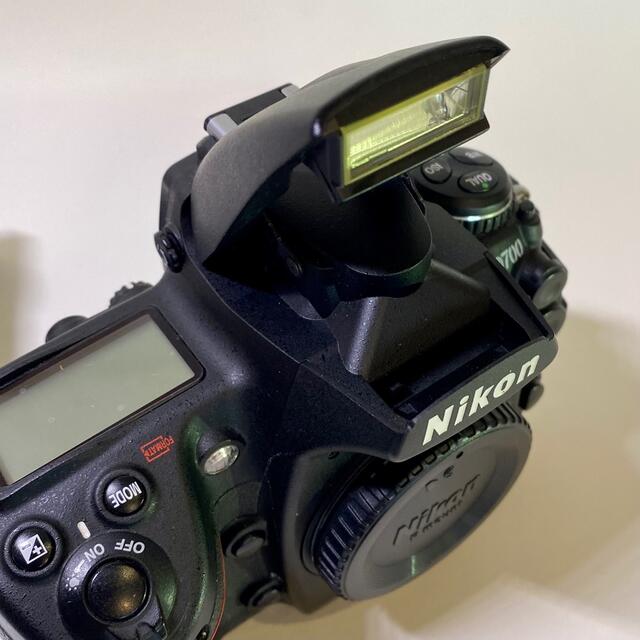 Nikon D700ボディ/美品 フルサイズ一眼 付属完品 おまけ付 Nikon D700ボディ/美品 フルサイズ一眼 付属完品 おまけ付