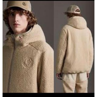 MONCLER(ダウンジャケット ・ パープル/紫色系)のフリマ MONCLER(ダウンジャケット ・ パープル/紫色系)のフリマ