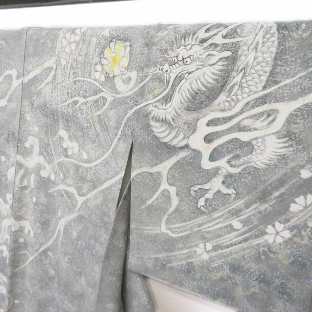 特選 作家物 落款 波頭と龍の図 着物 訪問着 A773-2 M【中古】の 特選 作家物 落款 波頭と龍の図 着物 訪問着 A773-2 M【中古】の