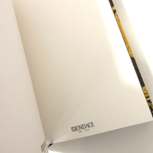 FENDI - フェンダーチェ FENDACE ノート 3冊セット 方眼紙 総柄 FENDI - フェンダーチェ FENDACE ノート 3冊セット 方眼紙 総柄