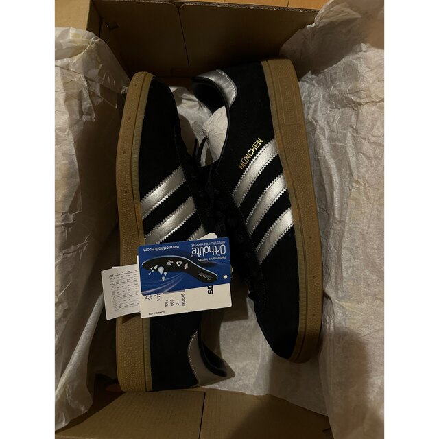 新品未使用】COMOLI ADIDAS MUNCHEN 28.5 UK10 靴/シューズ 新品未使用】COMOLI ADIDAS MUNCHEN 28.5 UK10 靴/シューズ