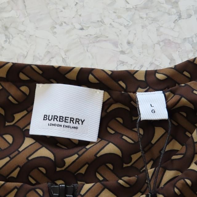 新品バーバリークロップドトップショート丈トップスBurberryT 新品バーバリークロップドトップショート丈トップスBurberryT