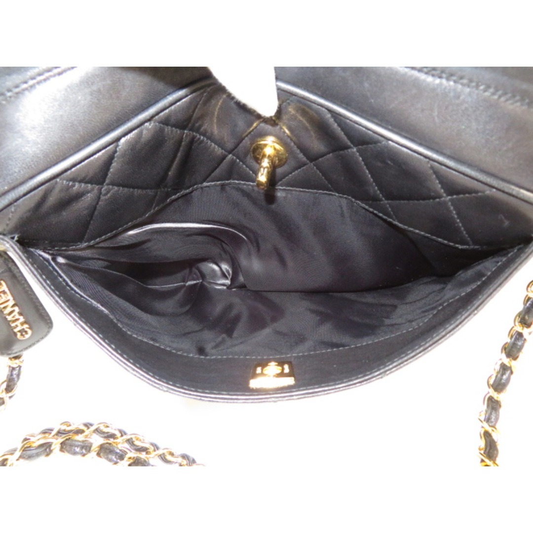 CHANEL - CHANEL チェーンショルダーバッグ マトラッセ ココ CHANEL - CHANEL チェーンショルダーバッグ マトラッセ ココ