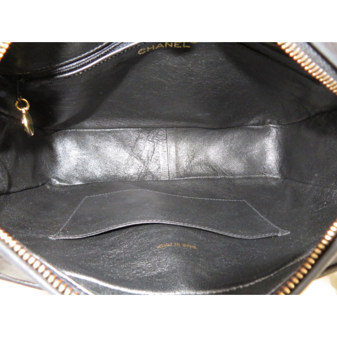 CHANEL - CHANEL チェーンショルダーバッグ マトラッセ ココ CHANEL - CHANEL チェーンショルダーバッグ マトラッセ ココ