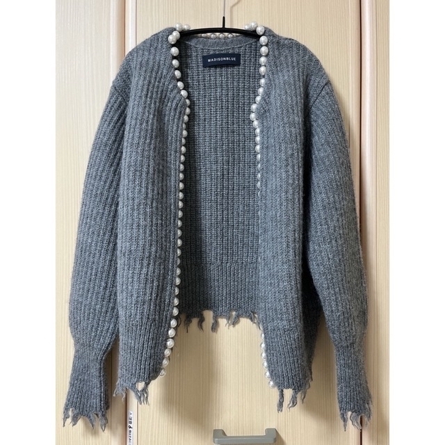 MADISONBLUE - 新品未使用☆MADISONBLUE パールカーディガン 01 MADISONBLUE - 新品未使用☆MADISONBLUE パールカーディガン 01
