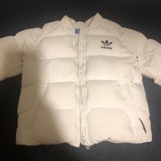 adidas(ダウンジャケット ・ ホワイト/白色系)のフリマ adidas(ダウンジャケット ・ ホワイト/白色系)のフリマ