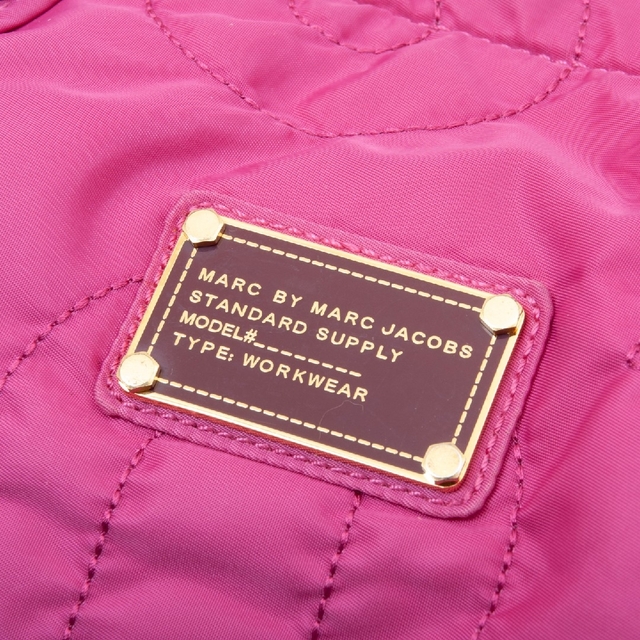 MARC BY MARC JACOBS - 【良品】MARC by MARC JACOBS ナイロン MARC BY MARC JACOBS - 【良品】MARC by MARC JACOBS ナイロン