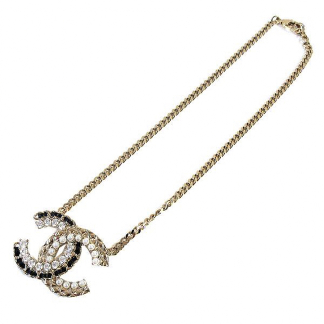 CHANEL - ☆極美品☆ CHANEL CCマーク レザー パール チョーカー CHANEL - ☆極美品☆ CHANEL CCマーク レザー パール チョーカー
