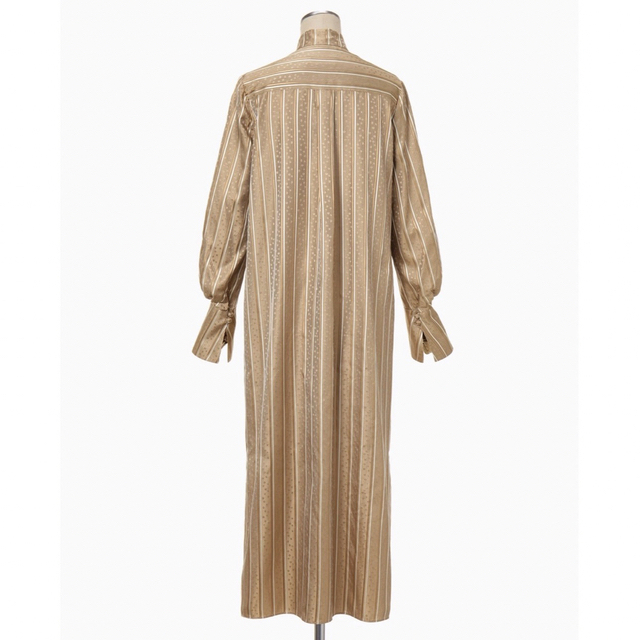 mame - 新品mame Floral Stripe Silk Jacquard Dressの通販 by mame - 新品mame Floral Stripe Silk Jacquard Dressの通販 by