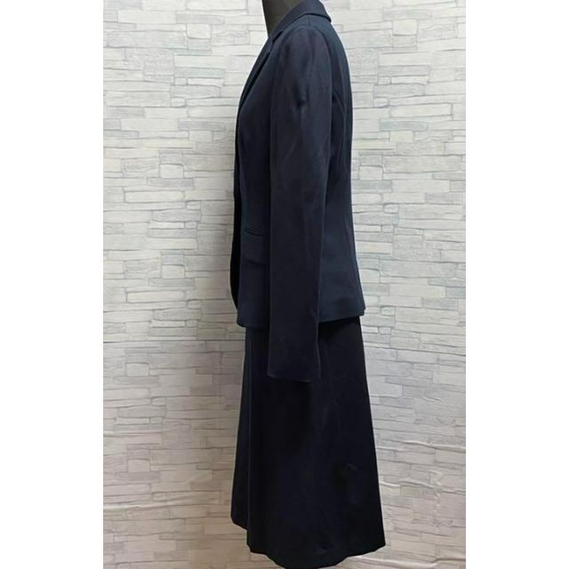 美品 untitled ネイビーセットアップスカートスーツ サイズL 美品 untitled ネイビーセットアップスカートスーツ サイズL