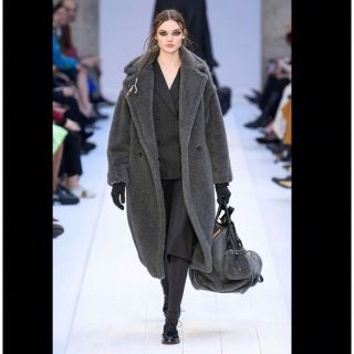 Max Mara - テディベアコート グレーの通販 by UNO,shop Max Mara - テディベアコート グレーの通販 by UNO,shop