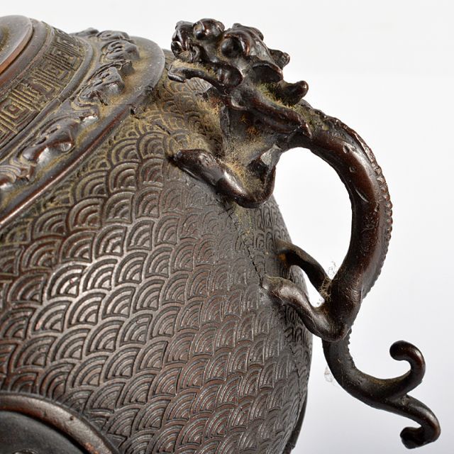 高岡銅器 米田秀保作 蝋型鋳銅 獅子摘 山水鳥文 双龍耳香炉 M 高岡銅器 米田秀保作 蝋型鋳銅 獅子摘 山水鳥文 双龍耳香炉 M