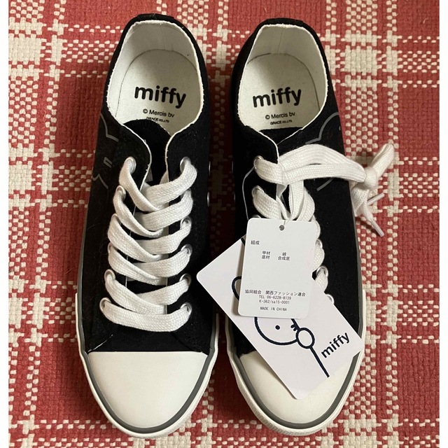 miffy - ミッフィ ブラックスニーカー ウォーキングシューズ miffy - ミッフィ ブラックスニーカー ウォーキングシューズ