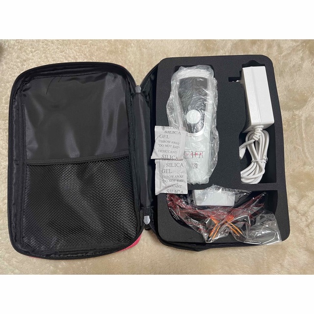 C3fit - C3 シースリー 脱毛器 美顔器 セットの通販 by しおり's C3fit - C3 シースリー 脱毛器 美顔器 セットの通販 by しおり's