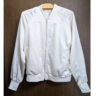 GU(サテン ・ ブルゾン)のフリマアイテム一覧 GU(サテン ・ ブルゾン)のフリマアイテム一覧